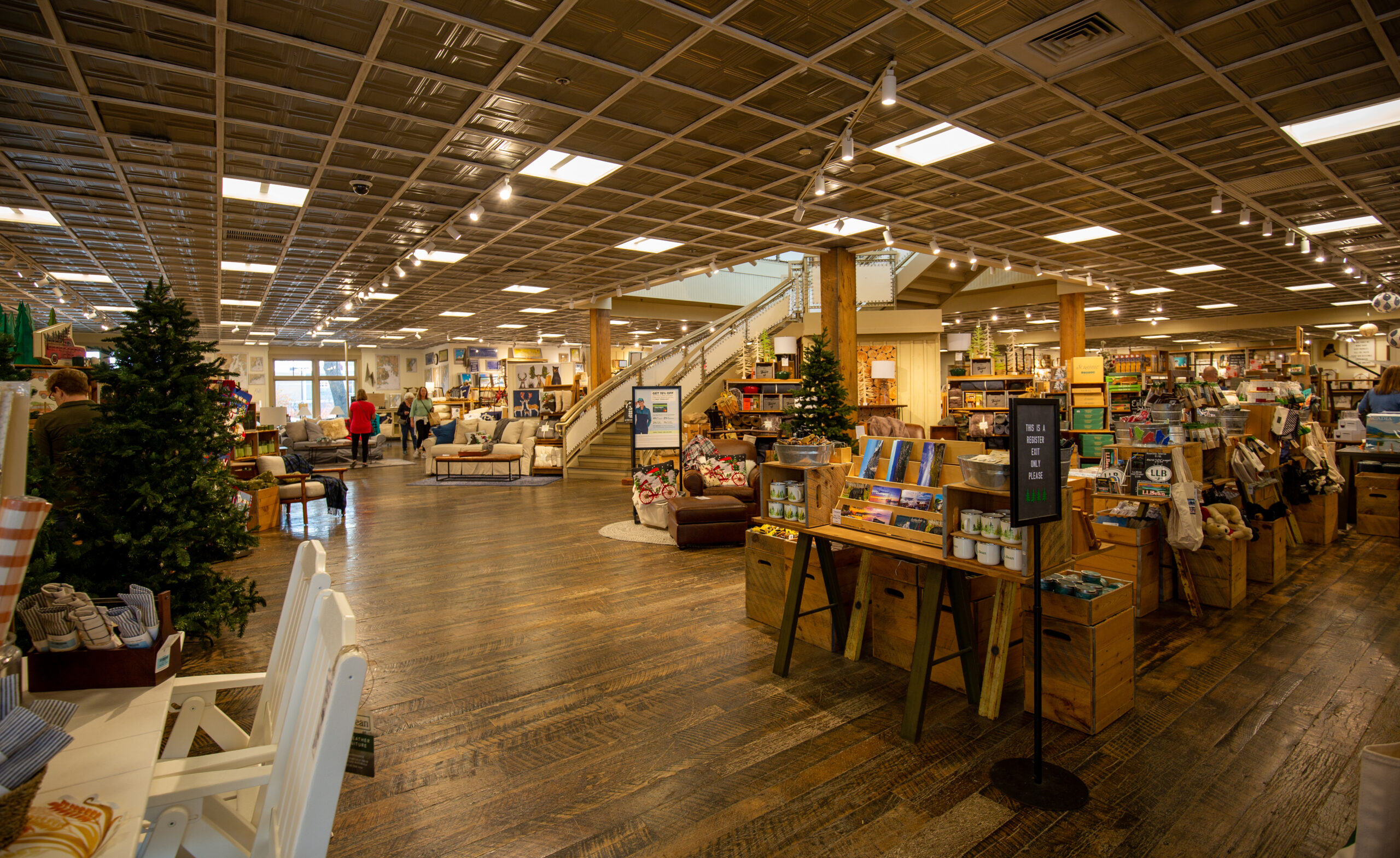 Explore Freeport - Cruise Portland Maine